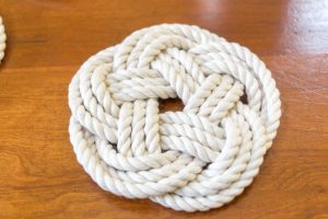 I-Cord Knit Trivet Pattern · Nourish and Nestle