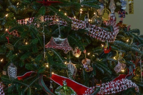 Christmas 2016 Home Tour · Nourish and Nestle