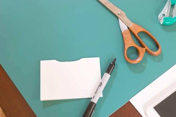 Easily Organize Table Linens · Nourish and Nestle