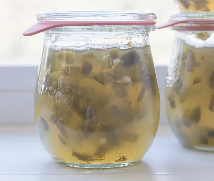 Canning Jalapeño Peppers (quick, canned, jar-by-jar) · Nourish and Nestle