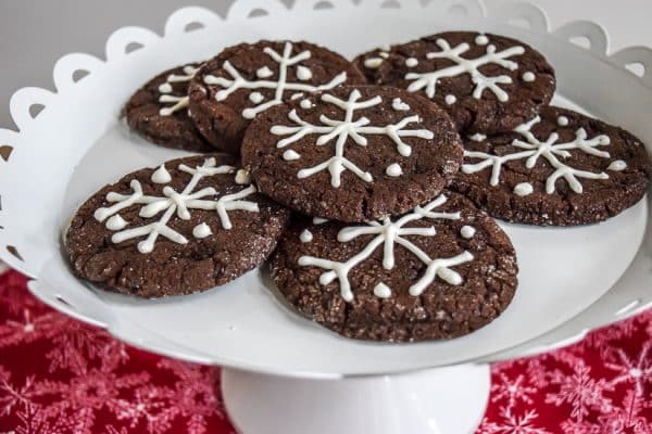 Pennsylvania Dutch Chocolate Cookies · Nourish and Nestle