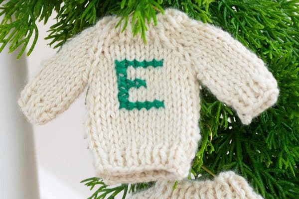 Tiny Knit Sweaters for Christmas Trees, Garland or Wreaths · Nourish ...