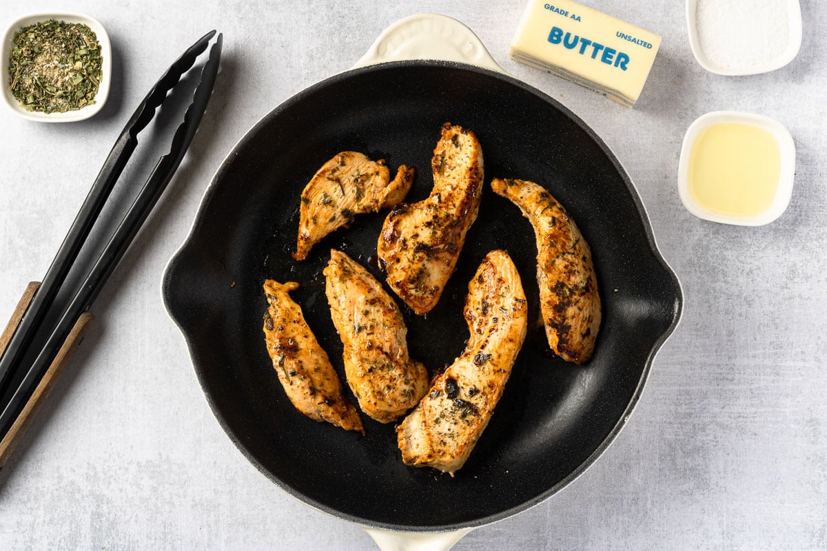 Buffalo Chicken Salad · Nourish and Nestle